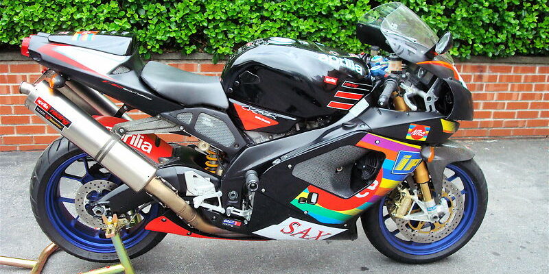 Colin Edwards Replica Aprilia RSV Mille R 2003 - Rare SportBikesForSale