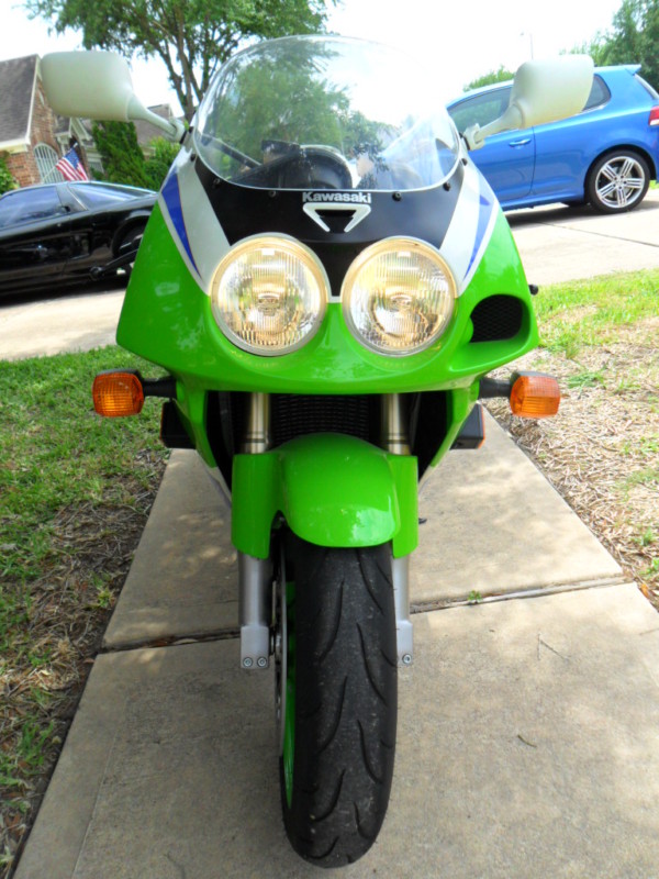 Ninja Glory: Low Mileage 1994 Kawasaki ZX7 - Rare SportBikesForSale