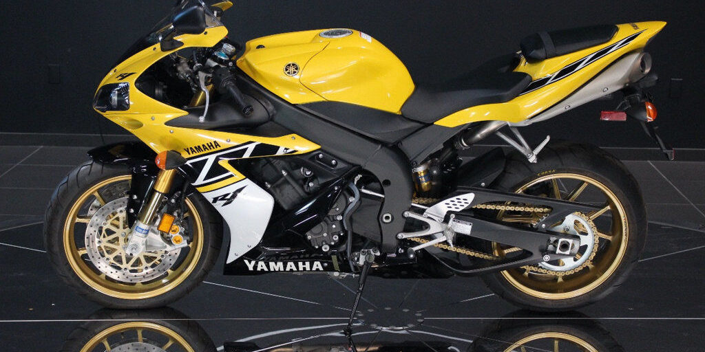 1 Liter, 1 Owner, 1 Mile - 2006 Yamaha YZF-R1 LE - Rare SportBikesForSale