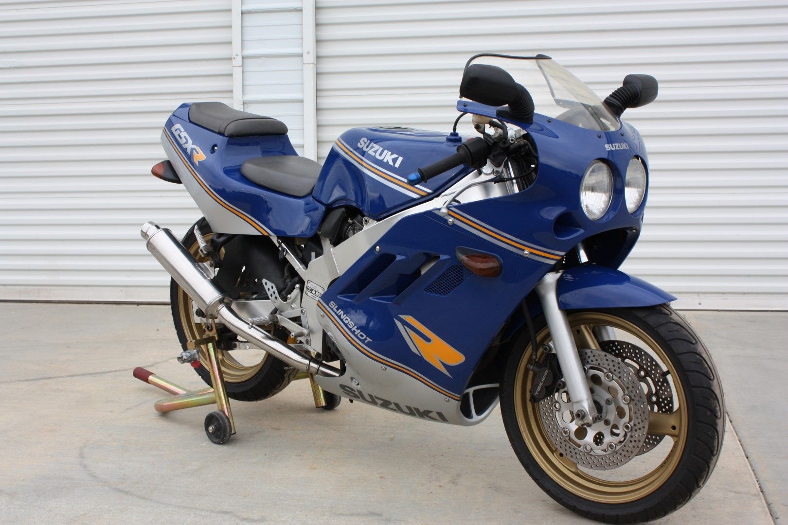 Just Right: 1989 Suzuki GSX-R400R for Sale - Rare SportBikesForSale