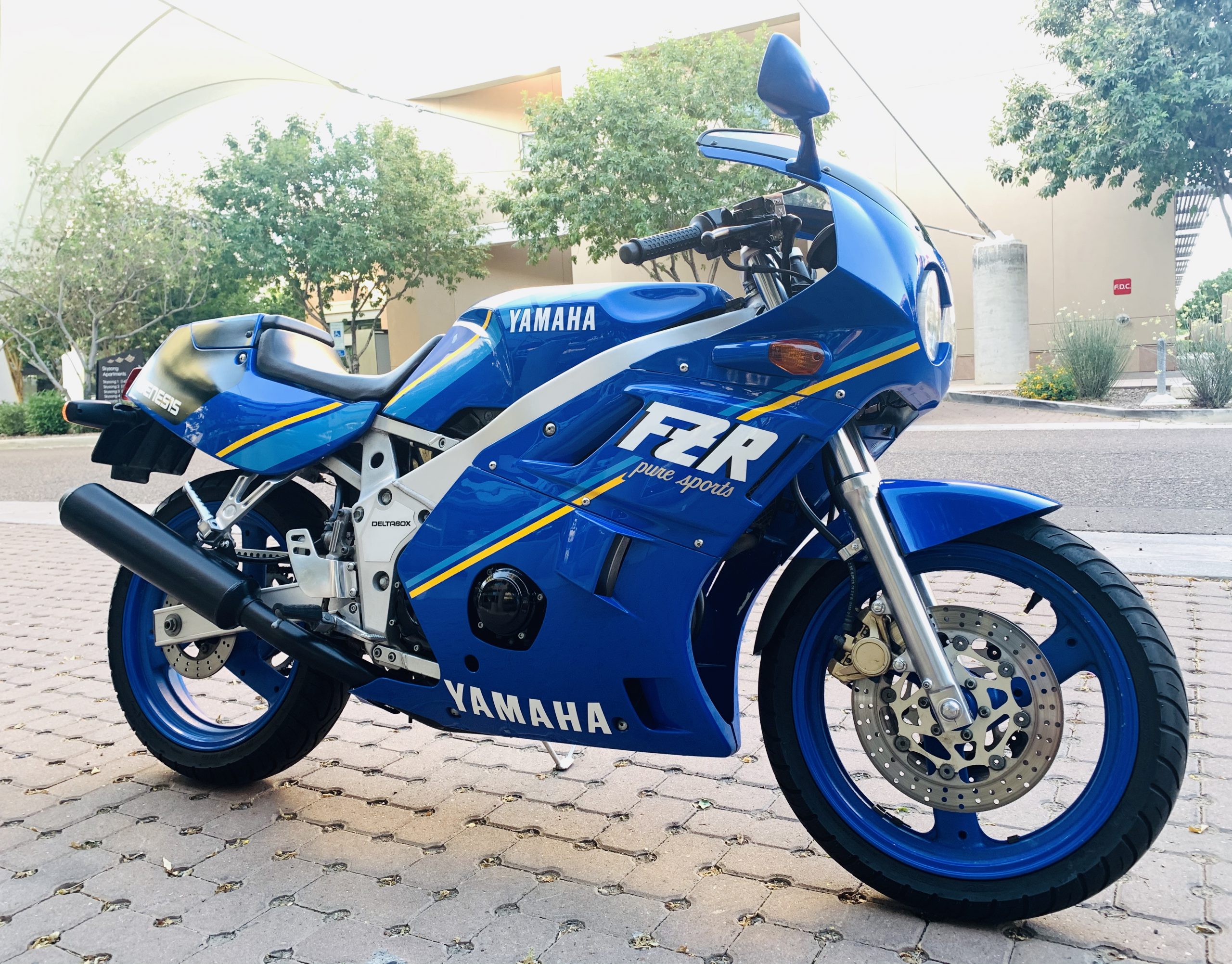 Featured Listing: 1987 Yamaha FZR400 in Arizona - Rare SportBikesForSale