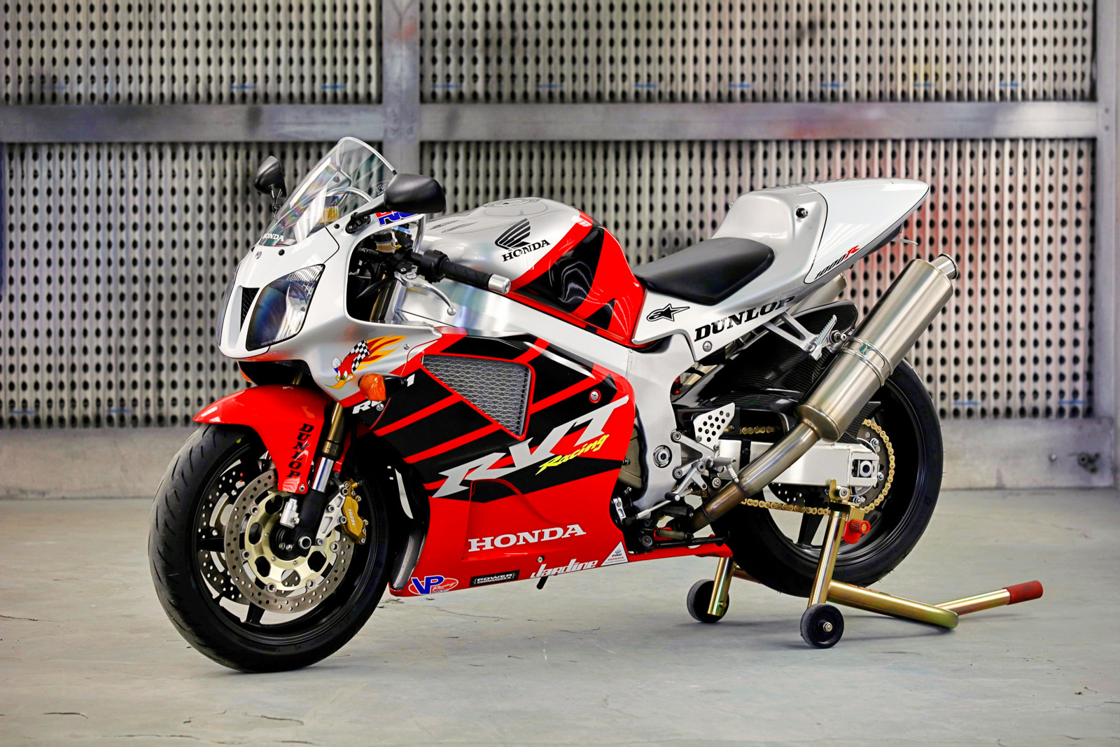 2004 Honda RC51 Nicky Hayden Edition Owned by Darren from DB Customs ...